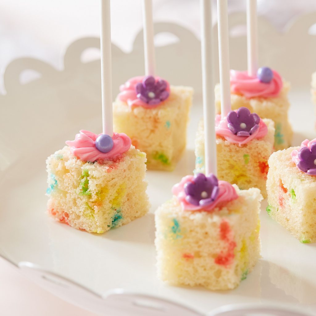 Easy as Pie Cake Pops - Pillsbury Baking